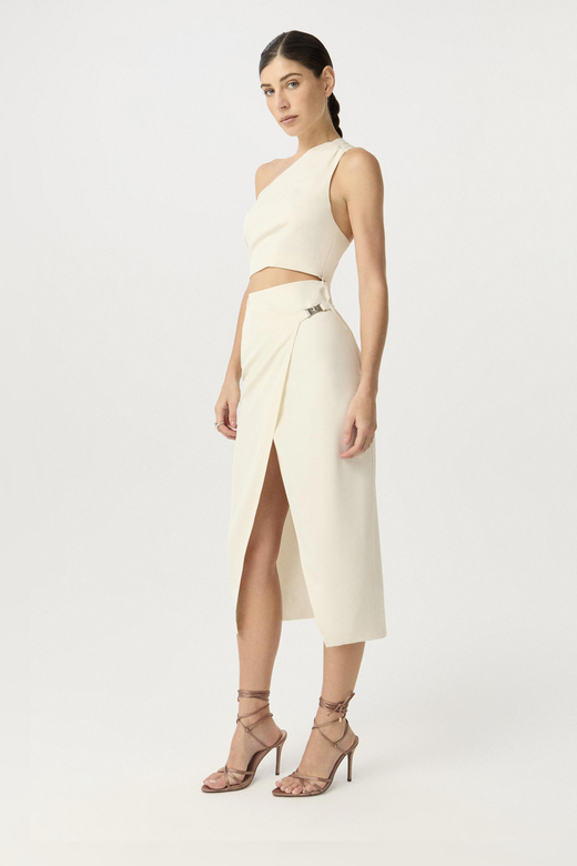 Vestidos, tapados y ropa de mujer - Markova